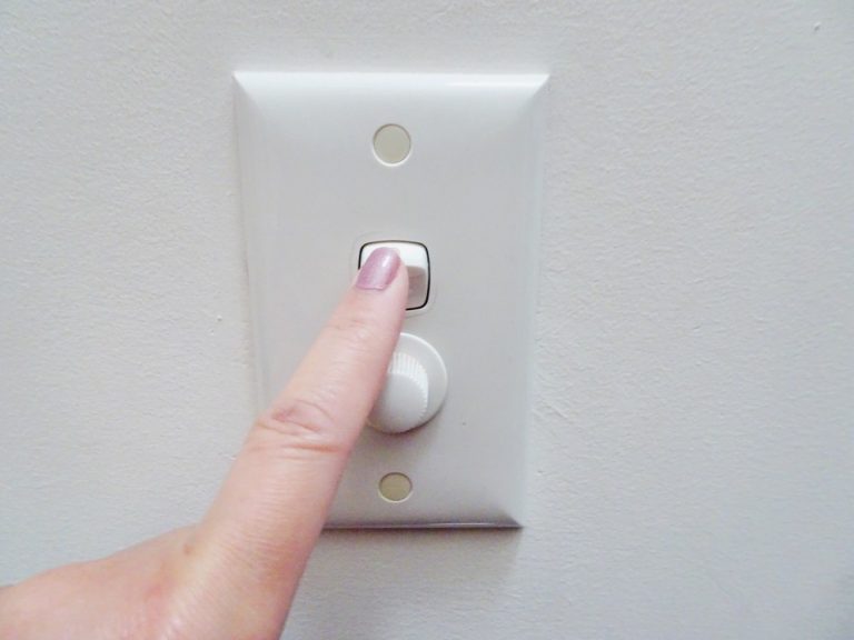 Interruttori elettrici in casa: tutte le 4 tipologie | Ernesto Blog